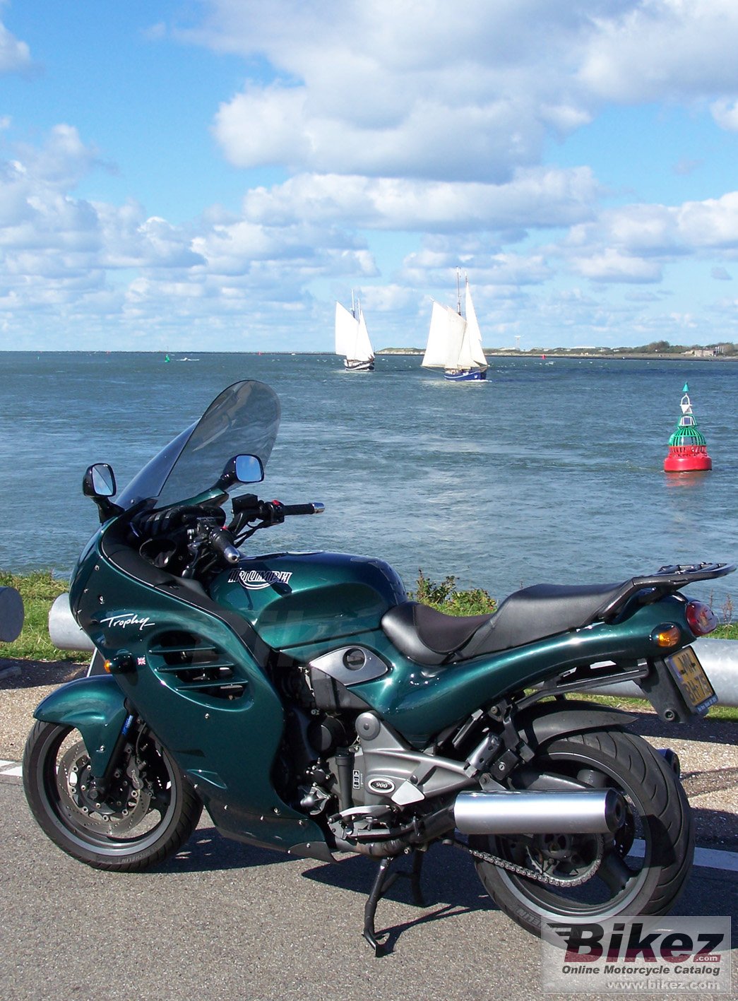 Triumph Trophy 900 poster